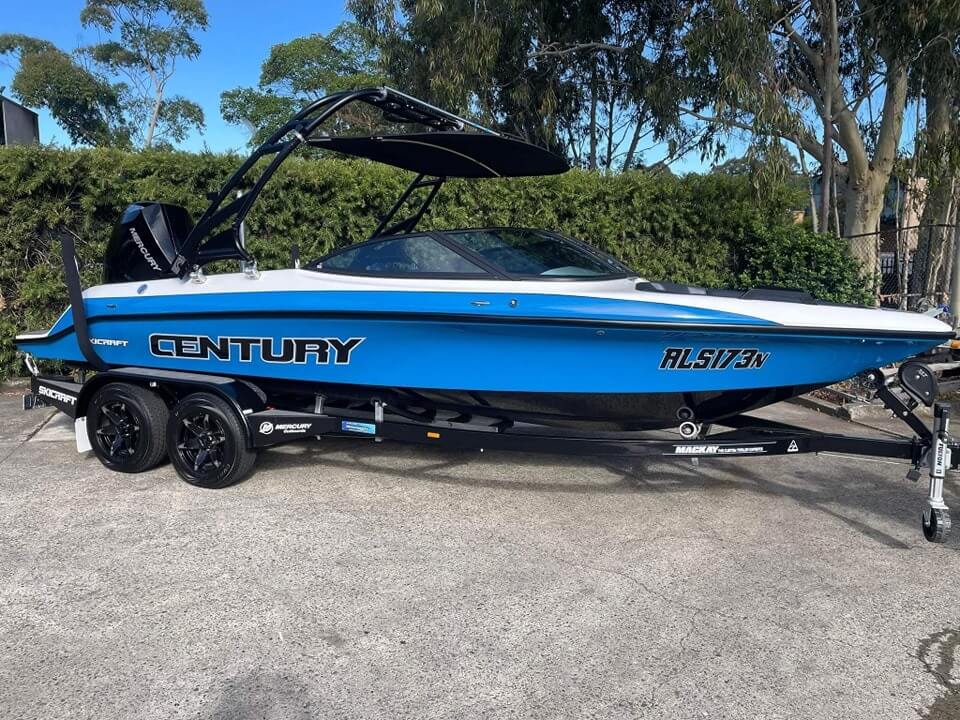 Century Mid Mount | Skicraft Boat | Canobolas Caravan & Marine Centre